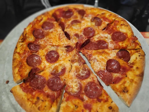 Villa Restaurant & Pizzeria – Classic Italian Dining in Eastpointe